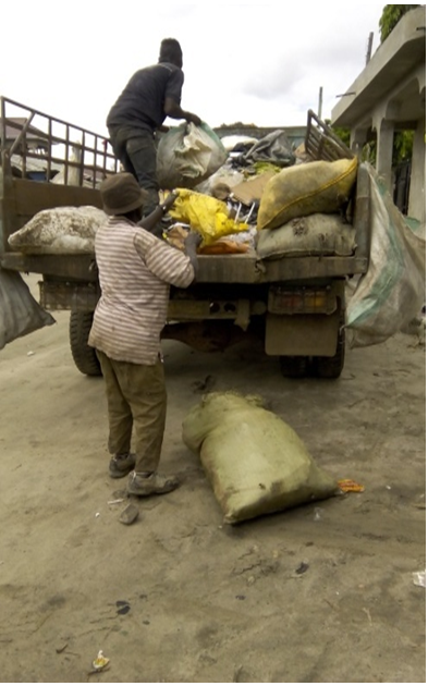 Factors contributing to occupational injuries among solid waste ...